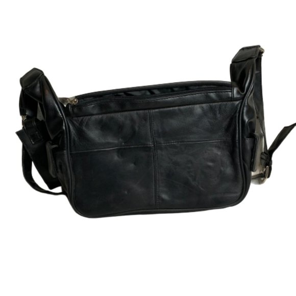 Bags | Nwt Vintage 199s Vsco Black Leather Purse | Poshmark